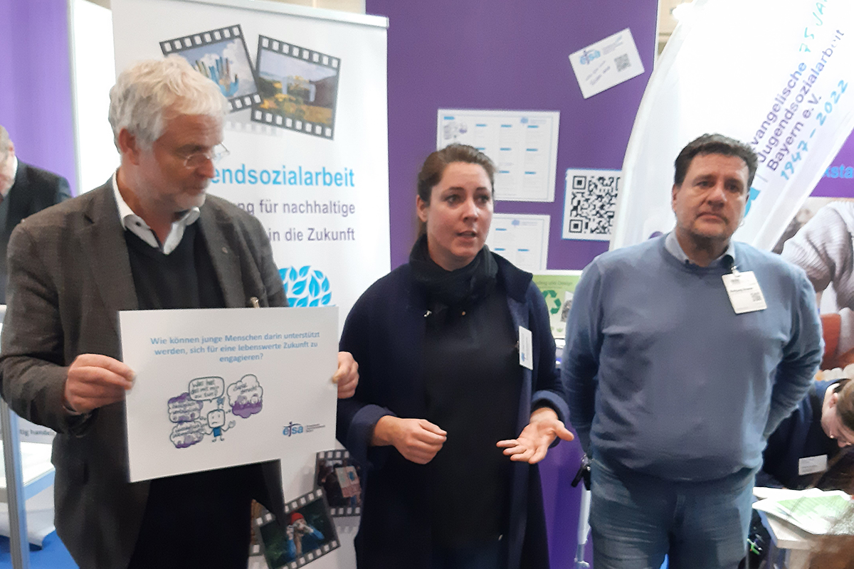 ejsa Bayern auf der consozial 2022 – Jugendsozialarbeit mit Bildung zur ...